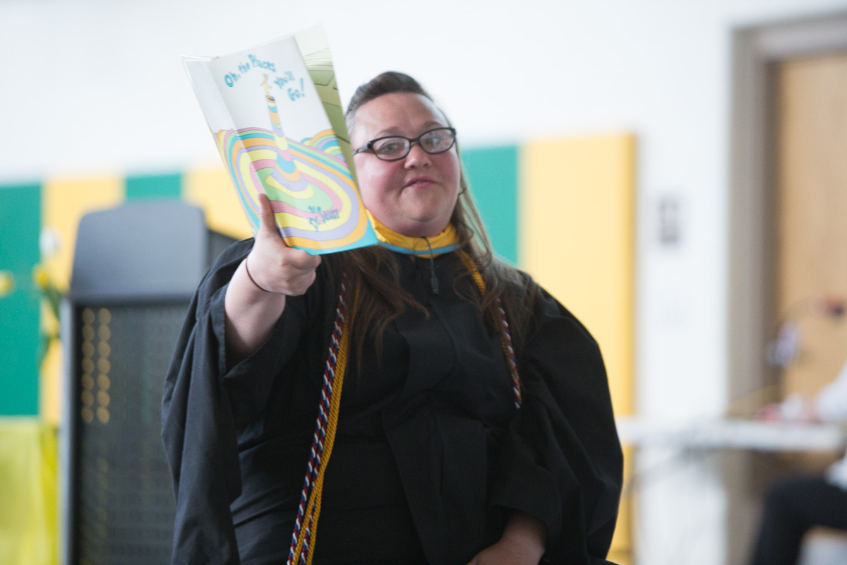 Farson-Eden High School Graduates 7 Students - SweetwaterNOW