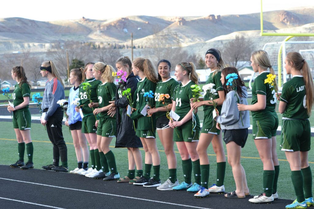 Lady Wolves Soccer Recognizes Seniors - SweetwaterNOW
