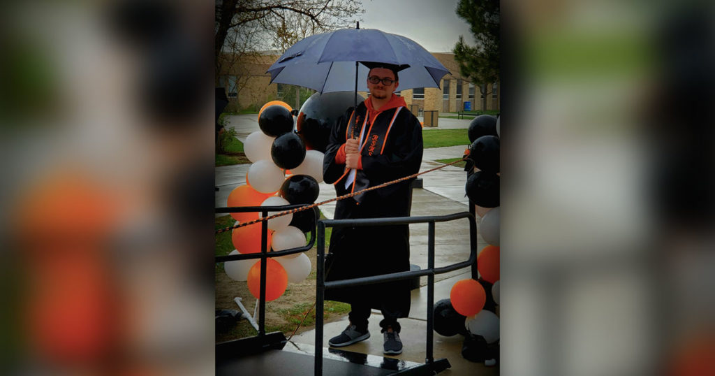 CONGRATULATIONS Jason!!! You’re a graduate! - SweetwaterNOW