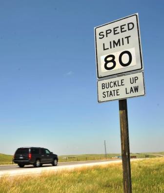80 MPH signs installed - SweetwaterNOW