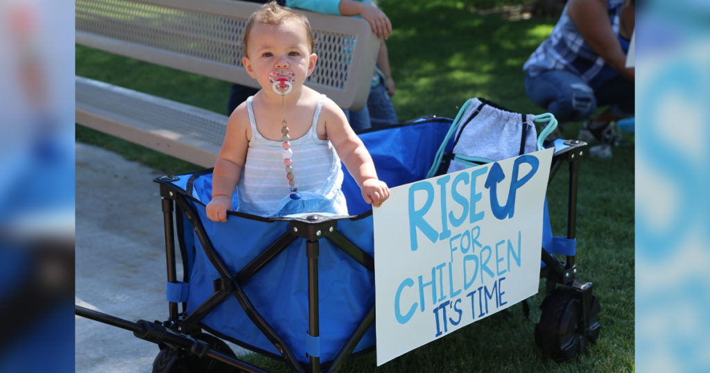 Community Supports Worldwide "Rise Up For Children" Day - SweetwaterNOW