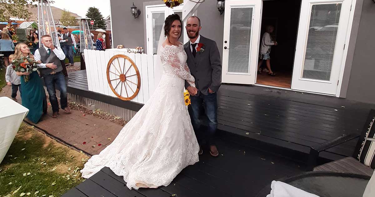 Vaught and Hamblin Announce Marriage - SweetwaterNOW