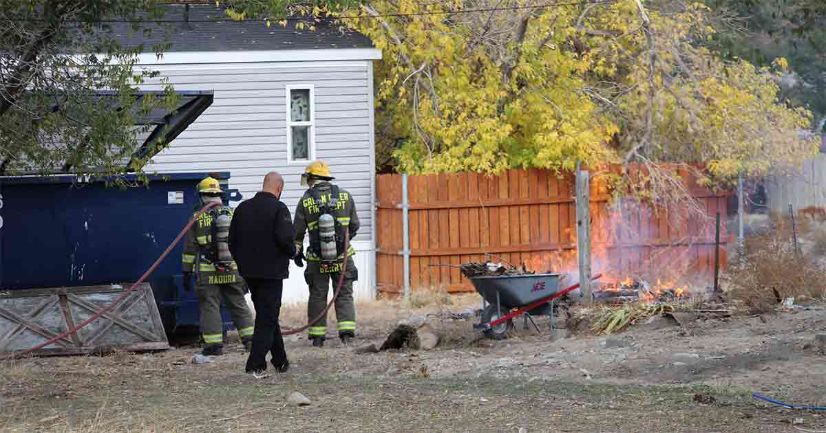 PHOTOS: Green River Firefighters Respond to 2 Outdoor Fires - SweetwaterNOW