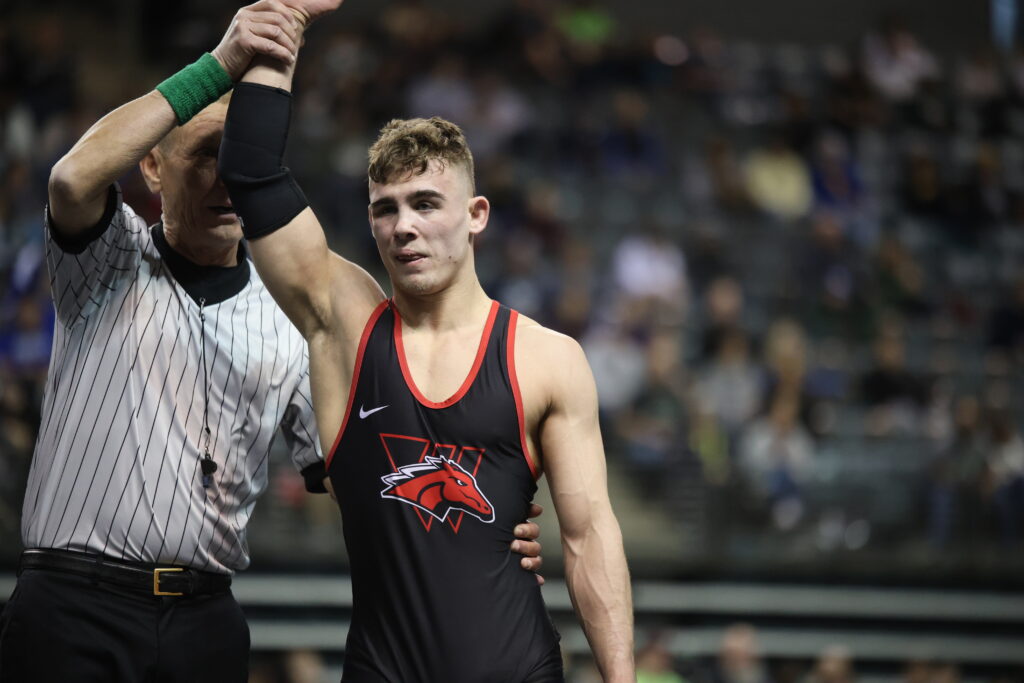 Mustangs Sit in Third Heading into Quarterfinals Round - SweetwaterNOW