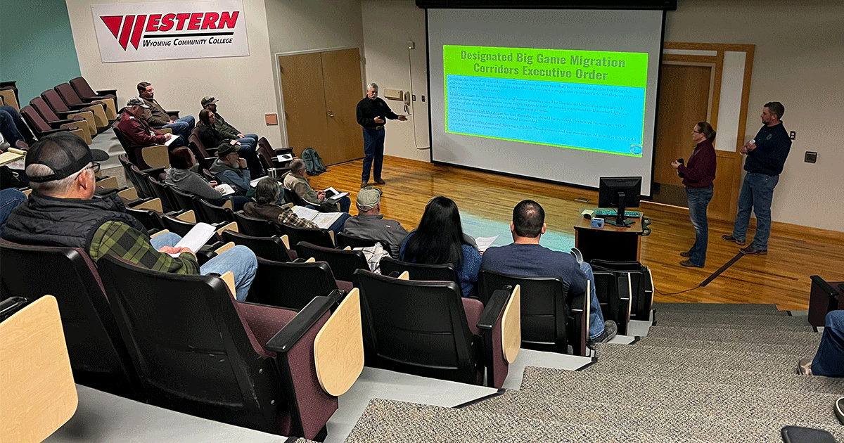 WGFD and Public Discuss Sublette Antelope Migration Corridor ...