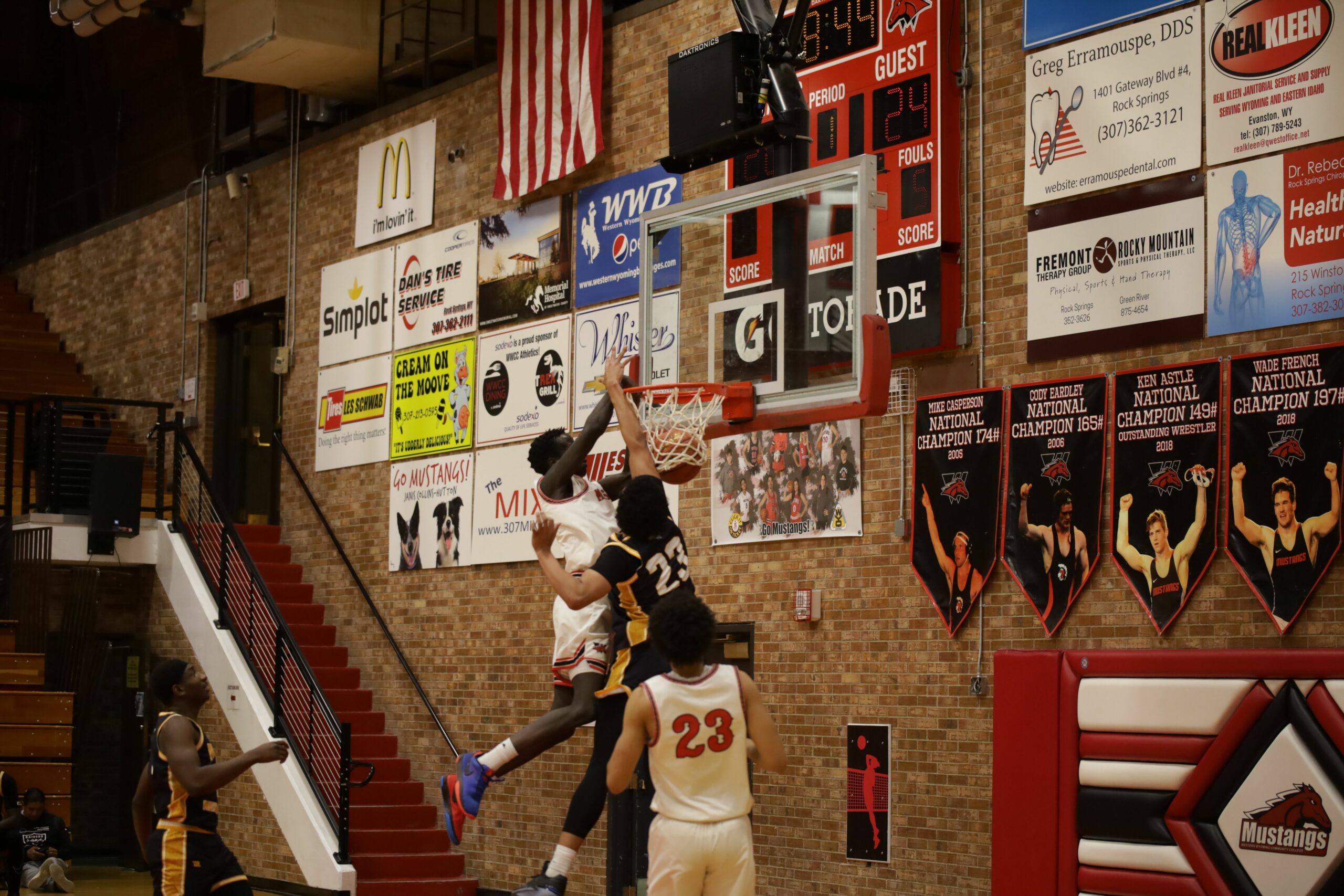 Western Men's Basketball Hosts Two Home Games This Week - SweetwaterNOW