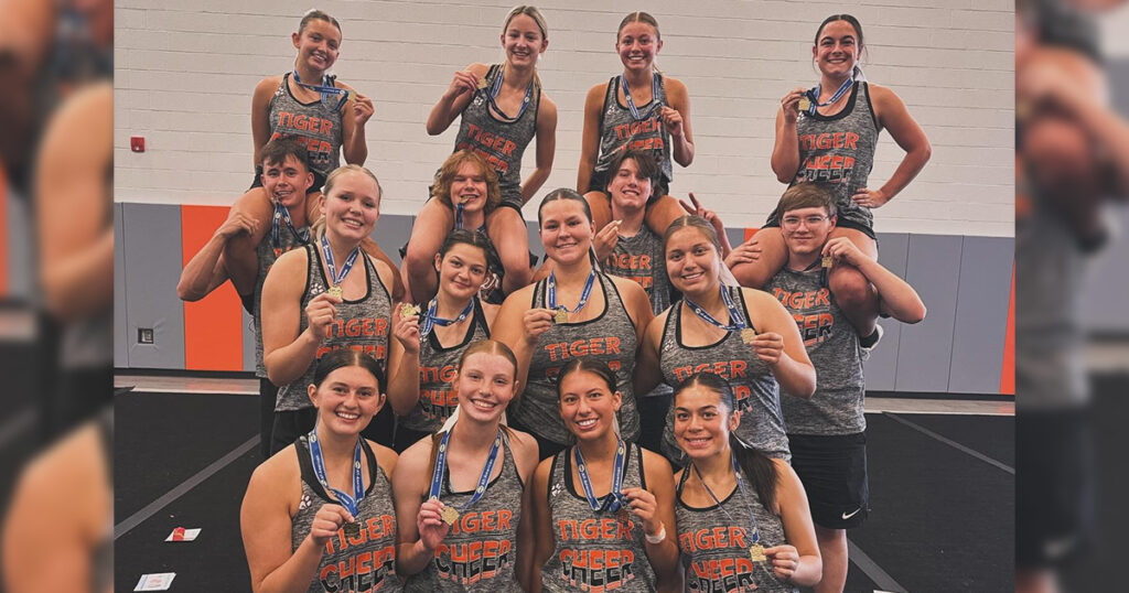 RSHS Tigers Cheer Team Excels at UCA Camp - SweetwaterNOW