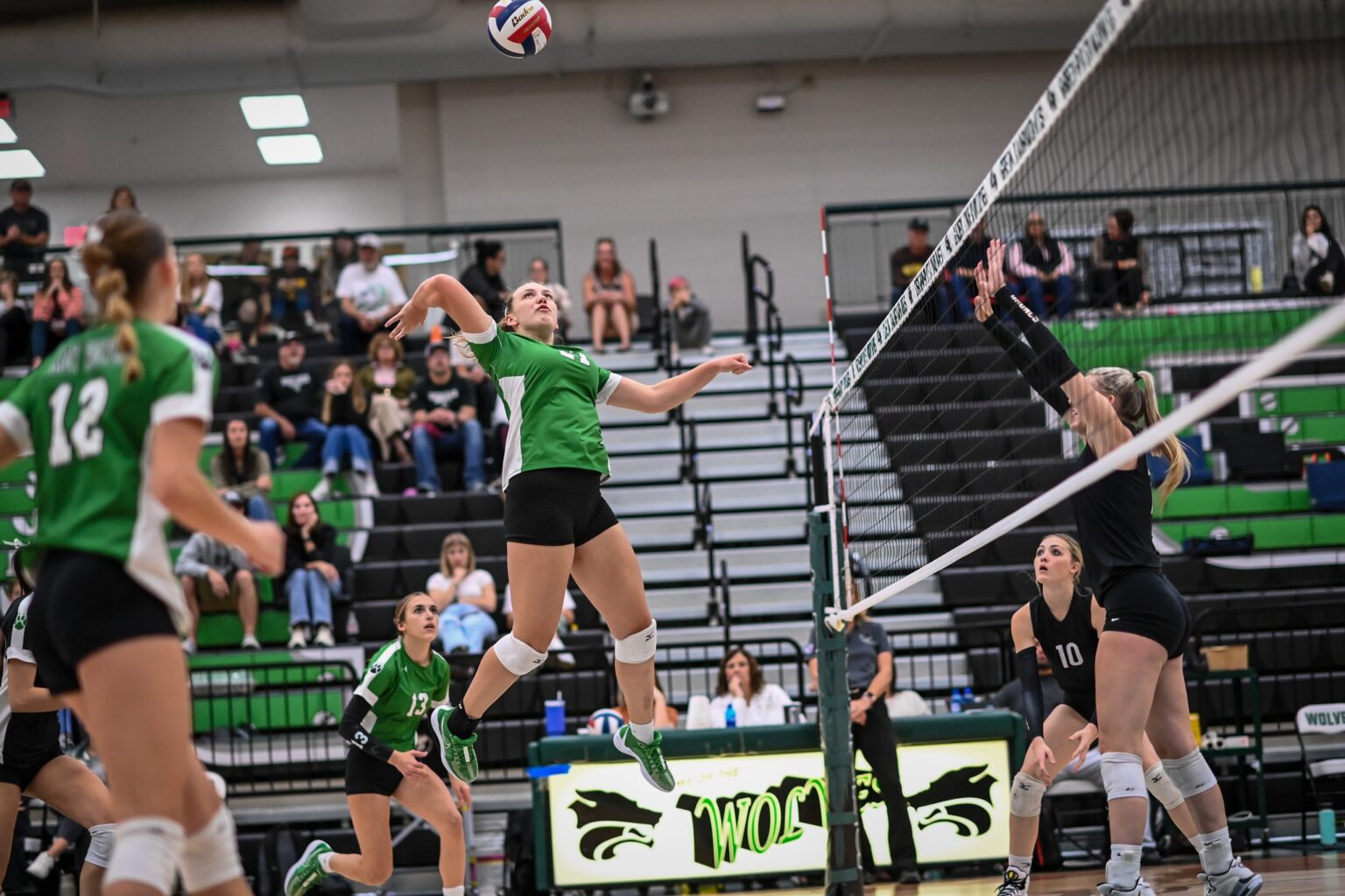 Green River Starts Strong Under Dewey, Rock Springs Shows Fight in Rood ...